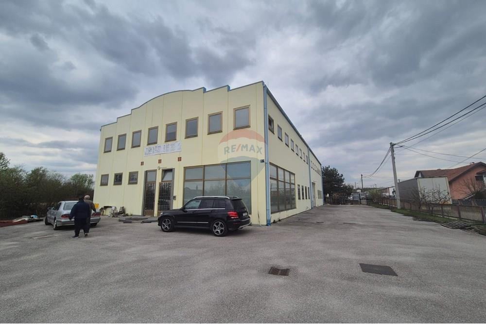 POSLOVNA ZGRADA 1130 m2 SESVETE-SOBLINEC (prodaja)
