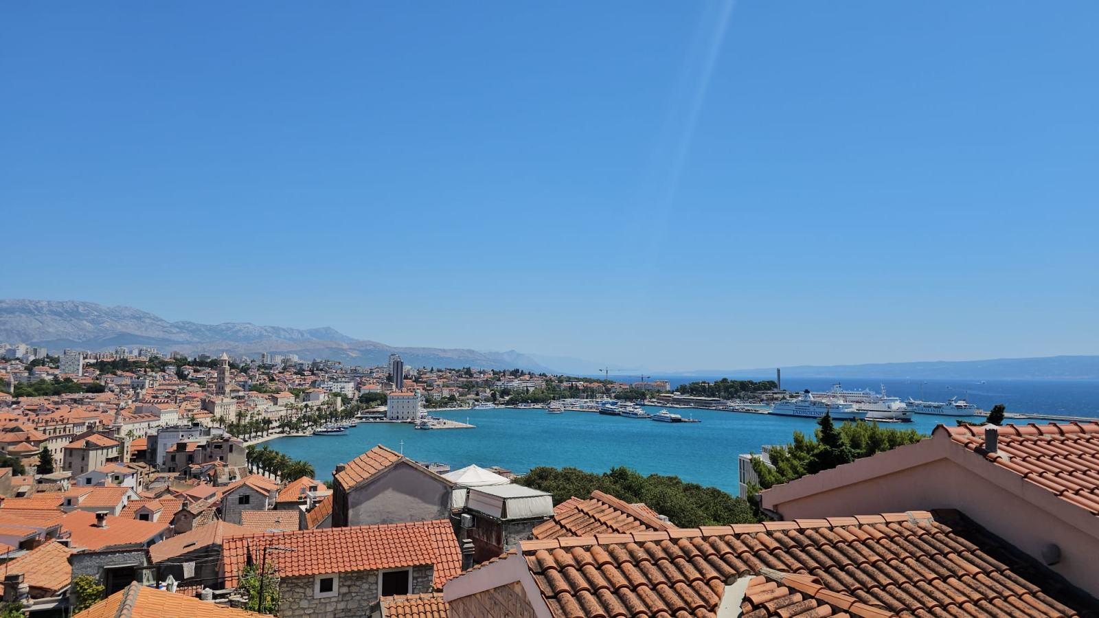 Poslovni prostor: CENTAR SPLITA - EKSKLUZIVNO! (iznajmljivanje)