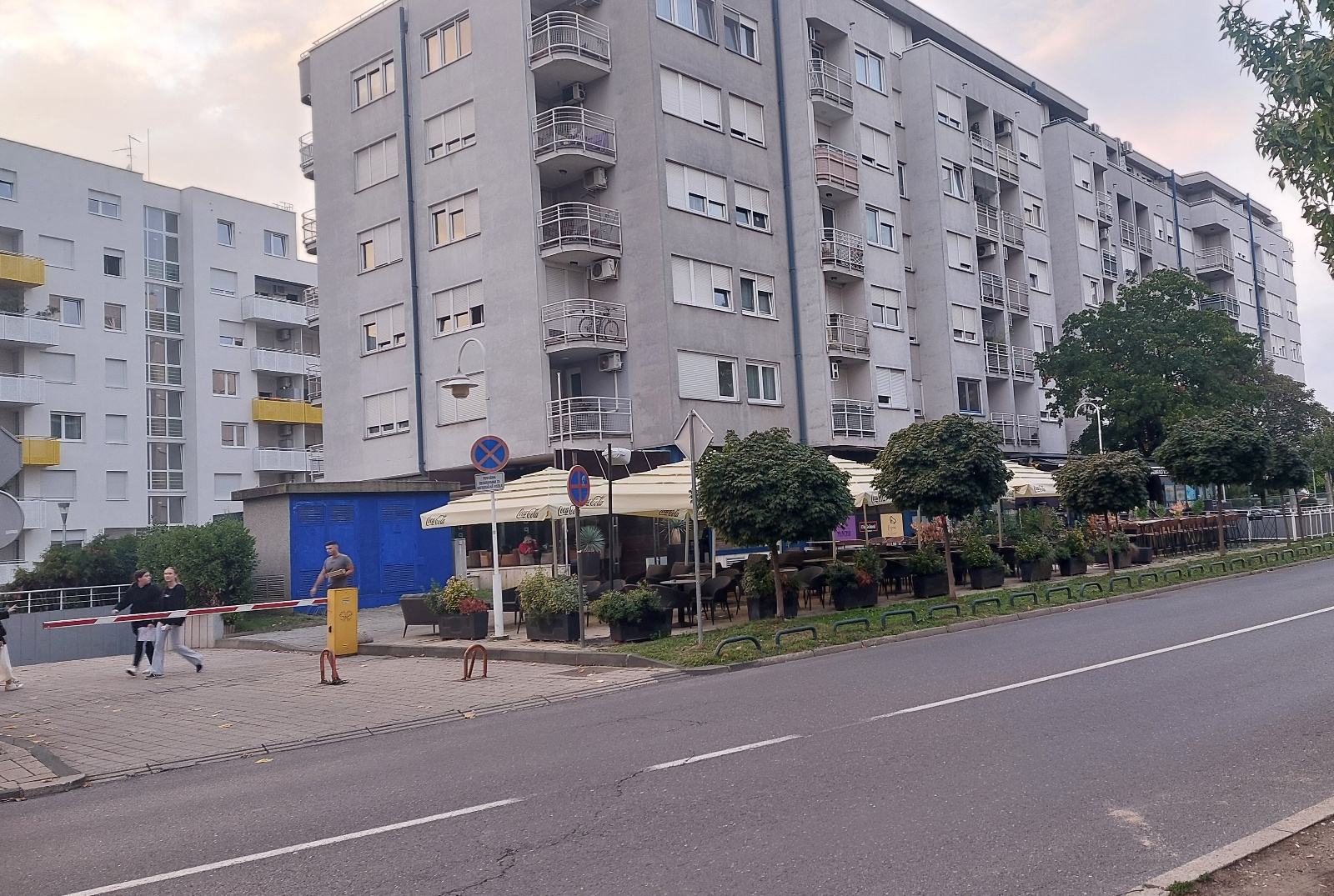 Poslovni prostor: Dubrava (Dankovečka) 102m2 - frekventna lokacija ...