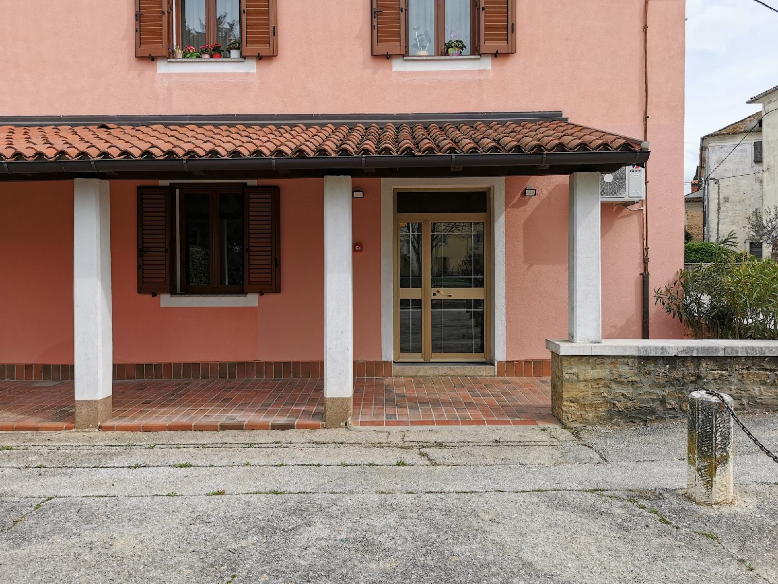 Poslovni prostor Momjan 47m2 (iznajmljivanje)