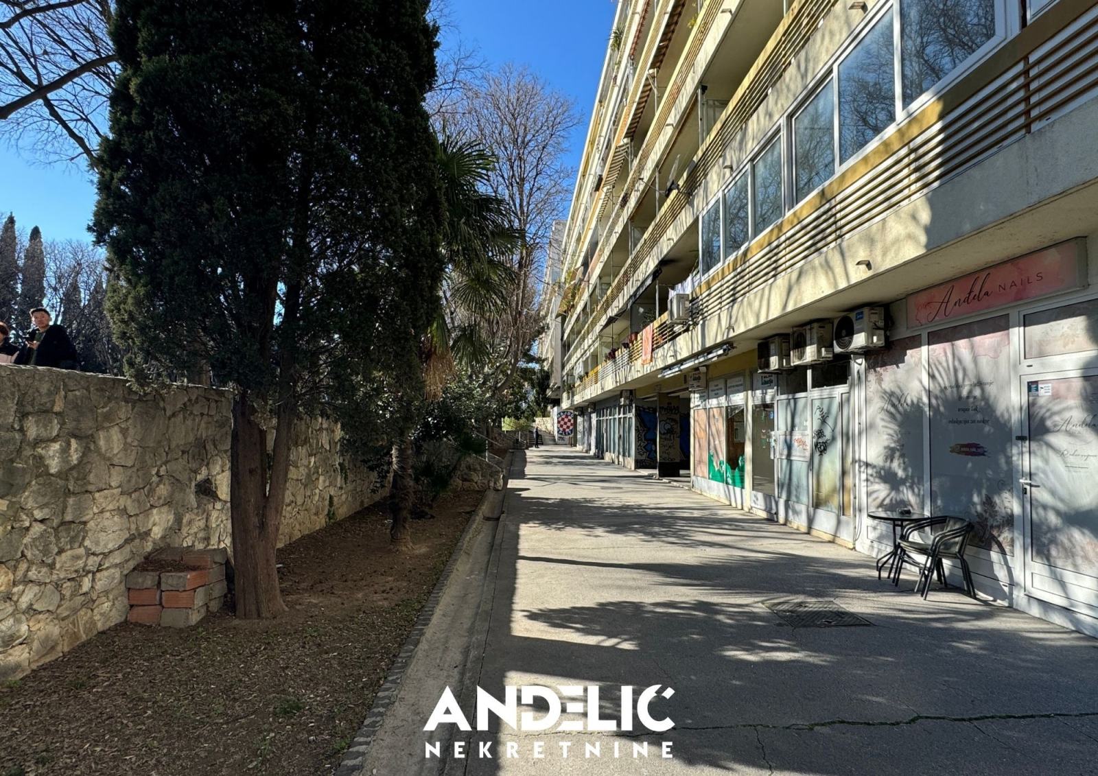 POSLOVNI PROSTOR - POLJIČKA CESTA SPLIT (prodaja)