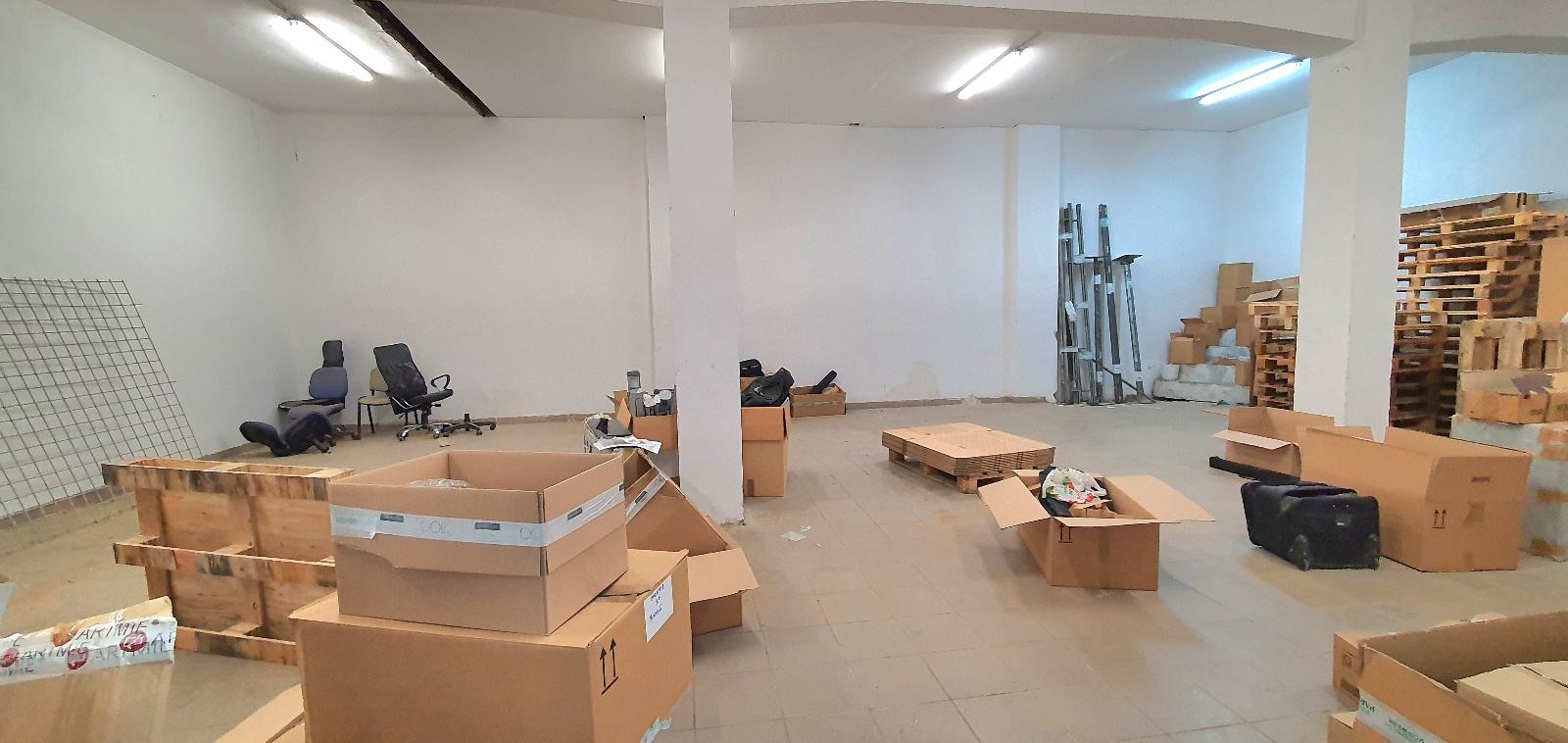 Rijeka, Sušak Poslovni prostor (skladišni/radiona), 168 m2 (iznajmljivanje)