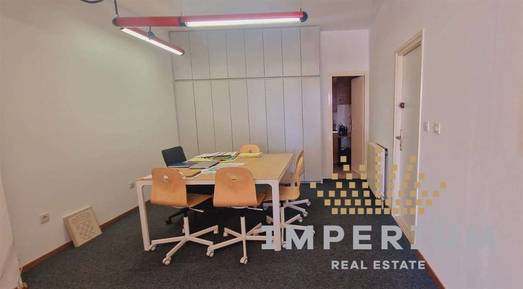 Poslovni prostor: Split, uredski, 42 m2 - MEJE- IDEALNO ZA URED ...