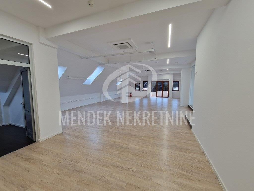 Poslovni prostor: uredski, 162 m2 - 10 Eur/m2, Varaždin, centar (iznajmljivanje)