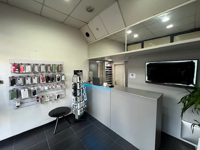 Poslovni prostor: Zagreb (Maksimir), FREKVENTNA LOKACIJA, 30 m2 ...