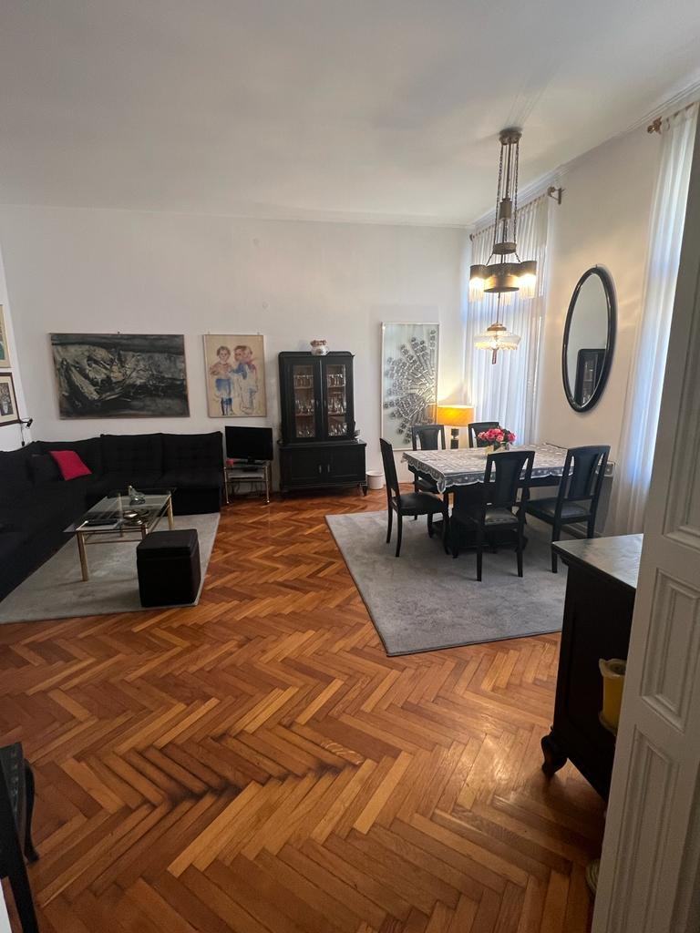 Prekrasan građanski stan u samom centru Zagreba, 110m2 (prodaja)