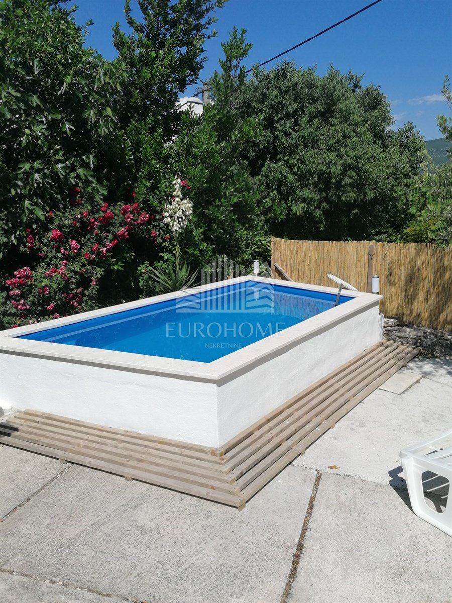 PRIDRAGA, Novigrad, kuća s bazenom 122m2 (prodaja)