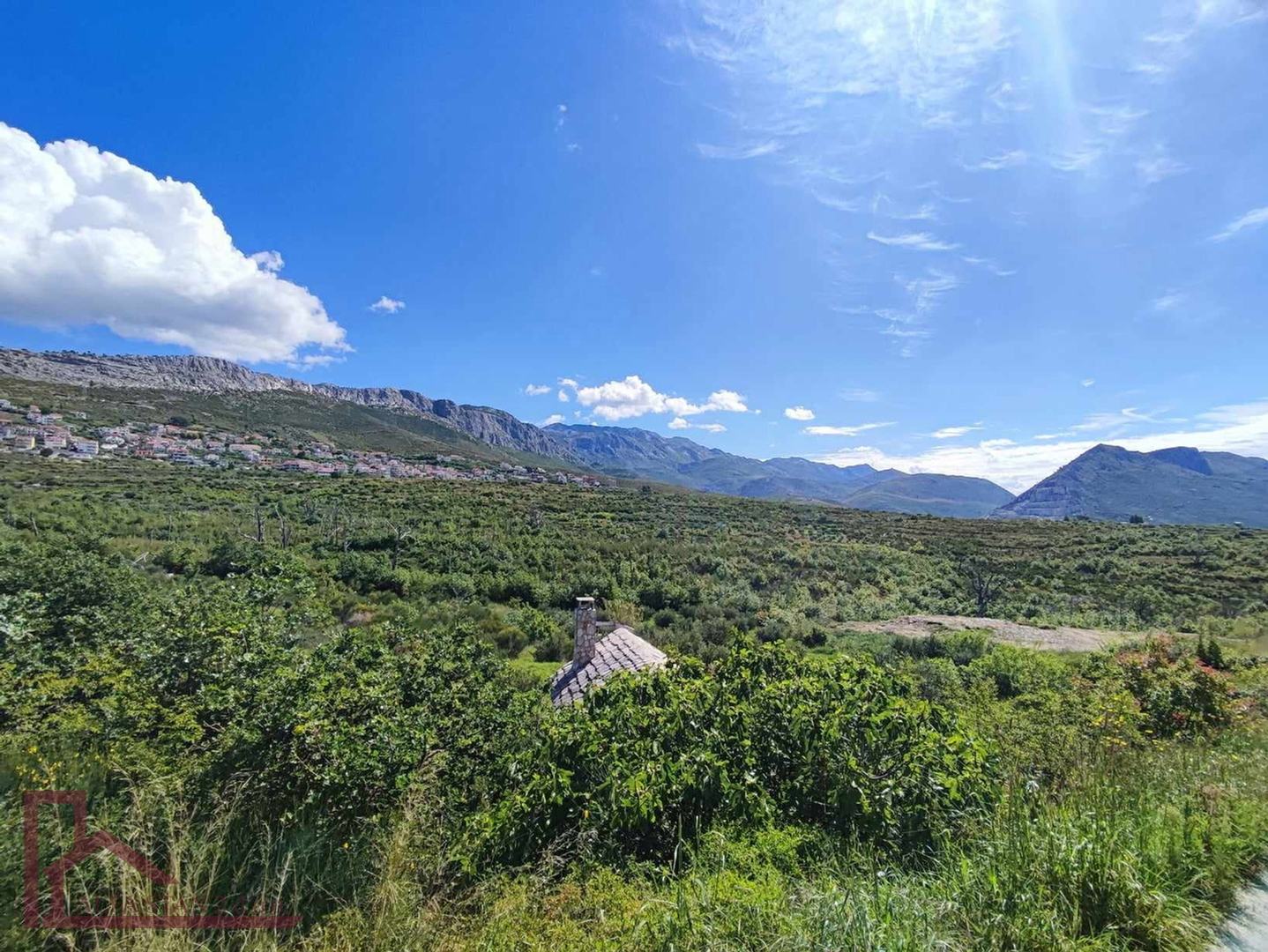 Prodaja građevinskog zemljišta Mravince, Solin