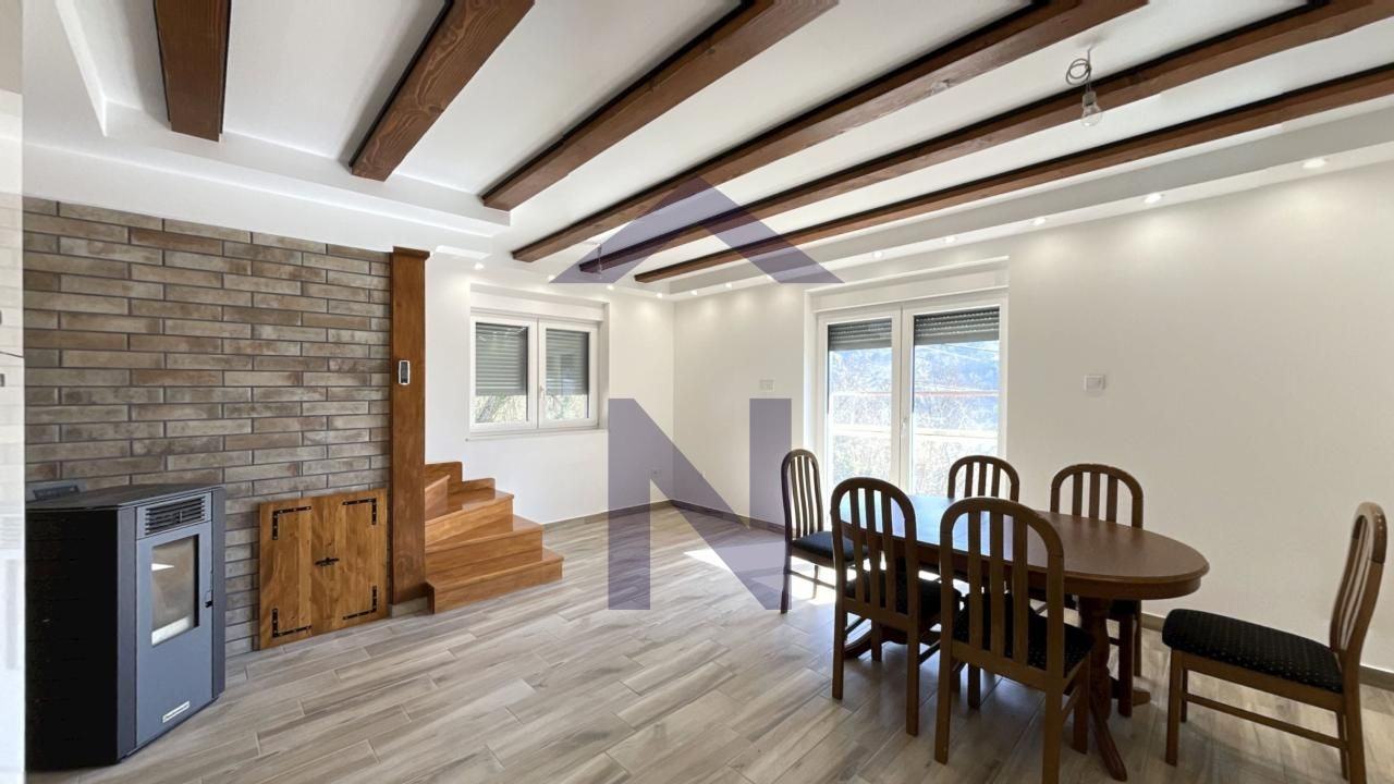 Prodaja - Kuća 162 m2 + dvorište 359 m2 - Prekvršje - novogradnja (prodaja)