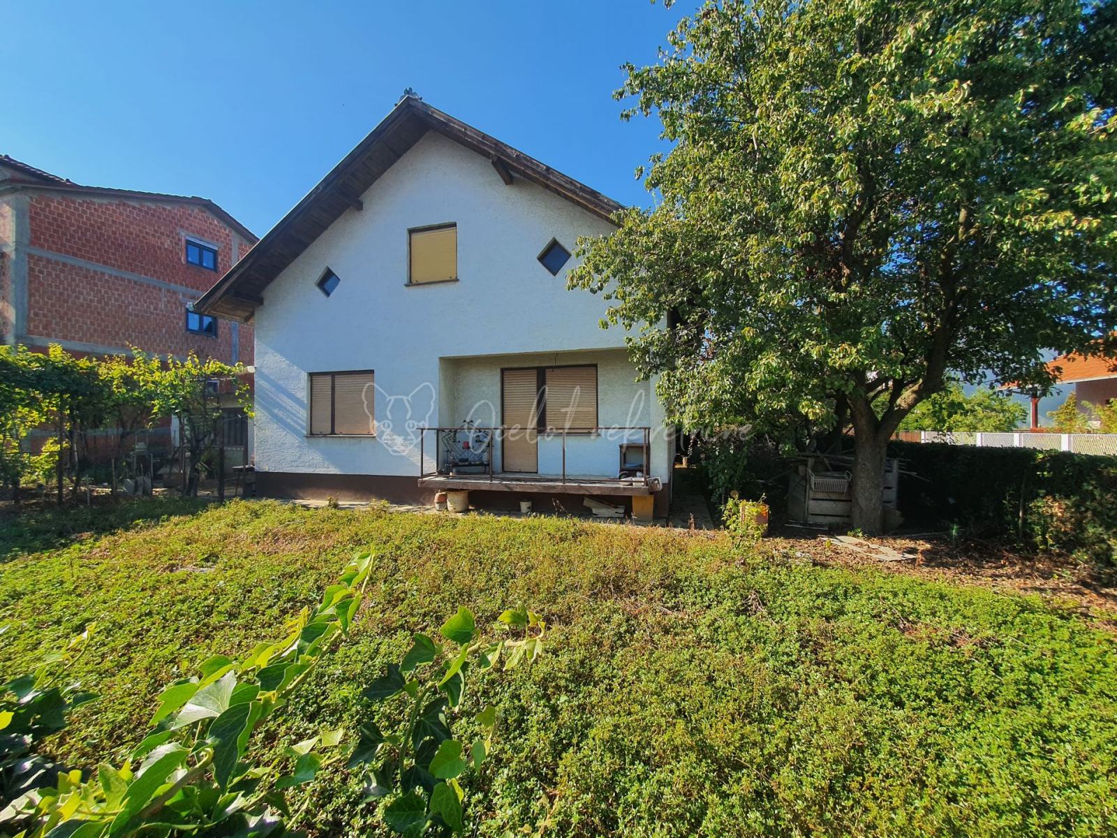 Prodaja kuće, Ivanja Reka, 100m2, parcela 394m2 (prodaja)