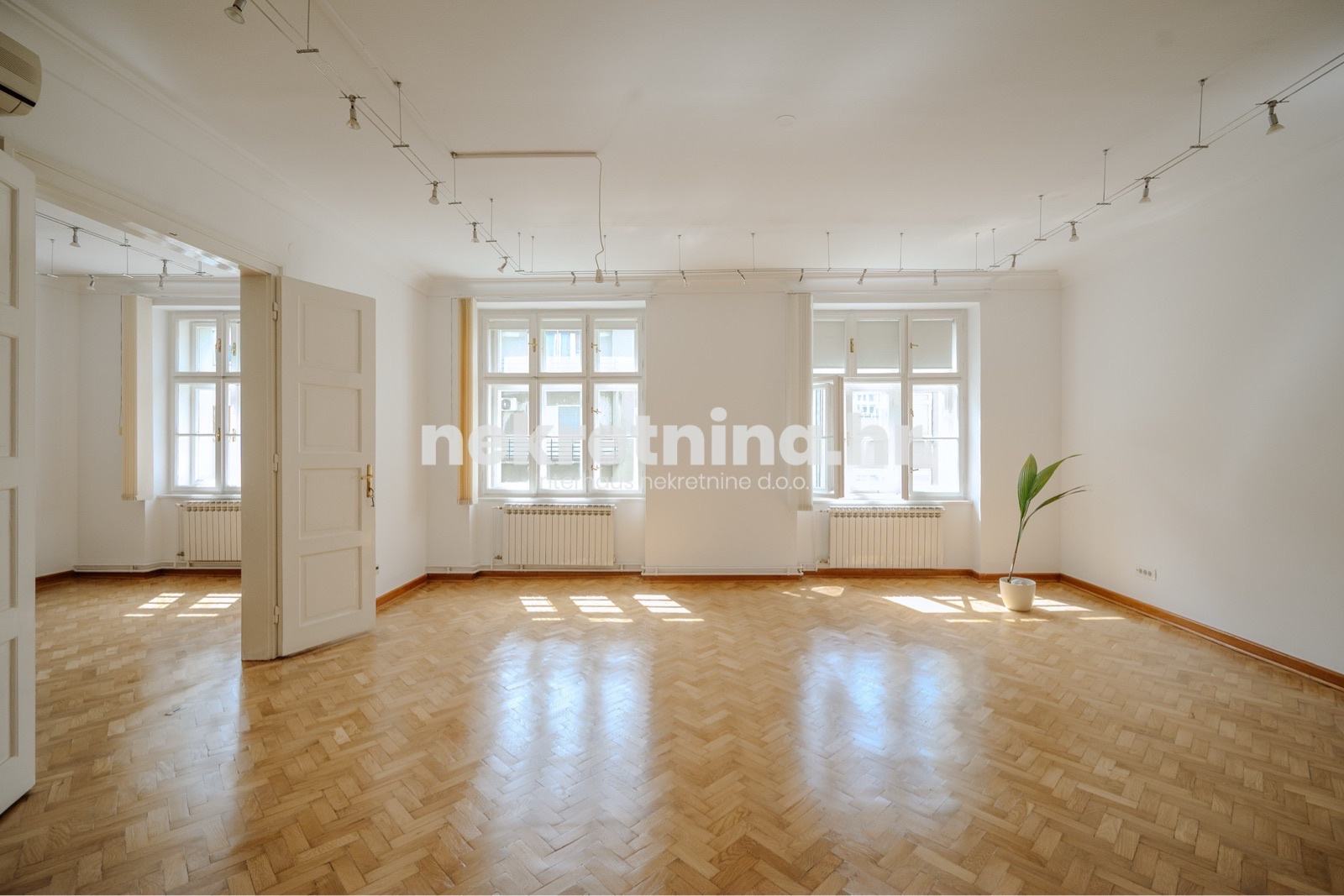 Prodaja – Peterosoban stan – Donji Grad – Centar – 143m2 (prodaja)