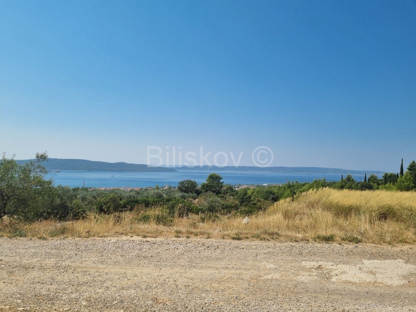 Prodaja, polj. zemljište, Kaštel Sućurac, pogled na more