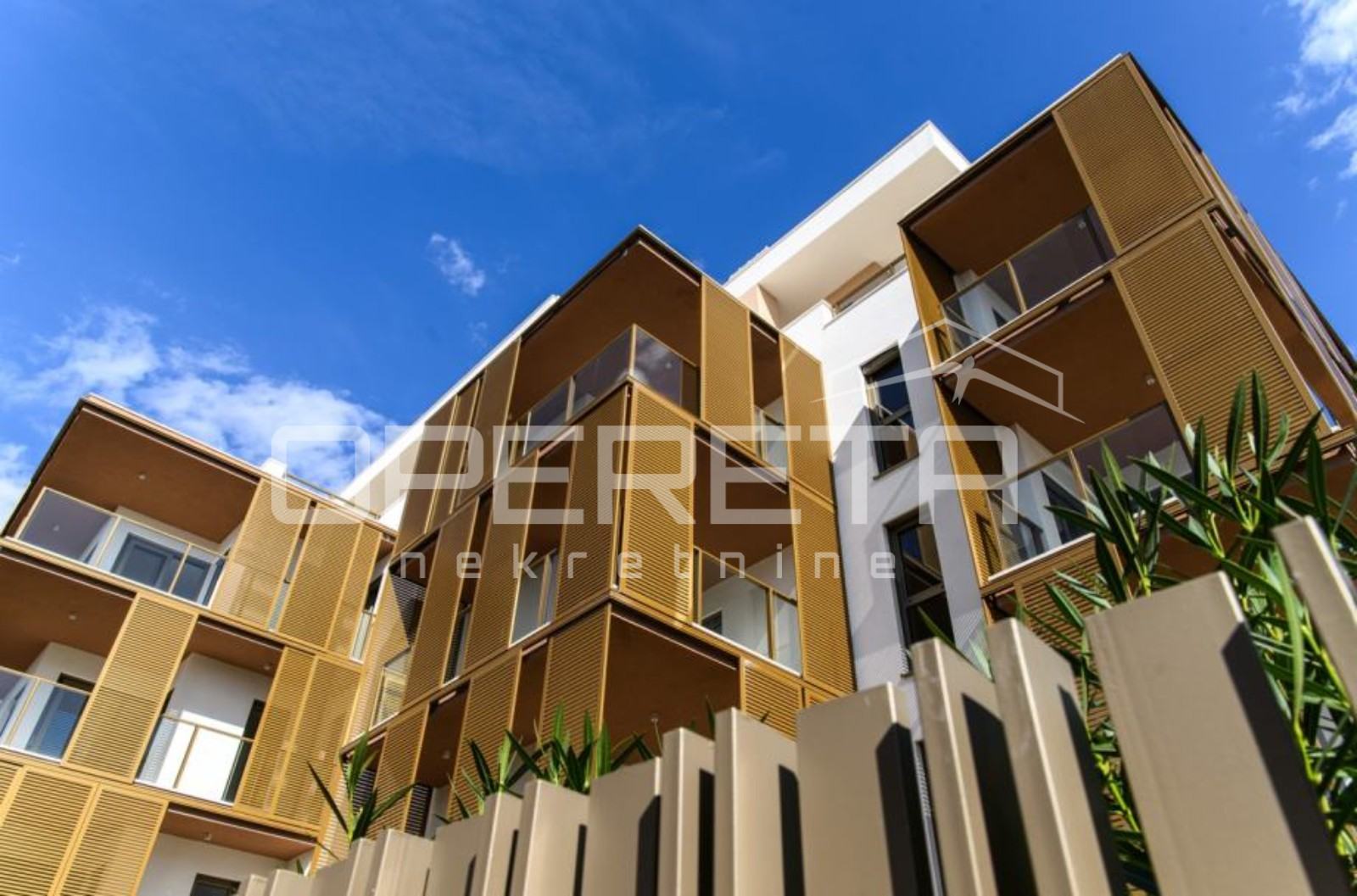 Prodaja, Stan, Split-Centar, Vrh Lučac, 3s, 81m2 (prodaja)