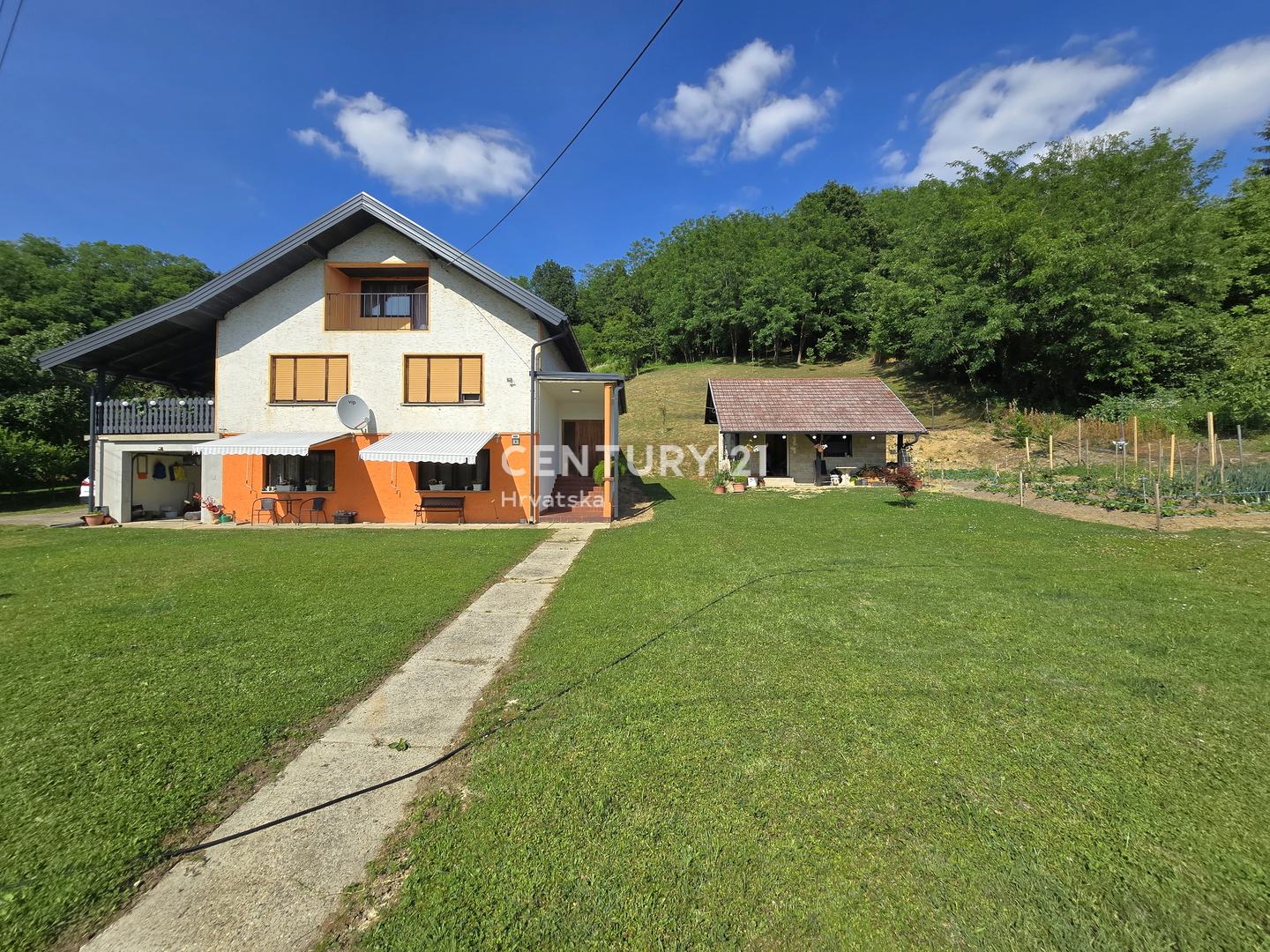 Prodaja useljive renovirane kuće 2km od Varaždinskih Toplica (prodaja)