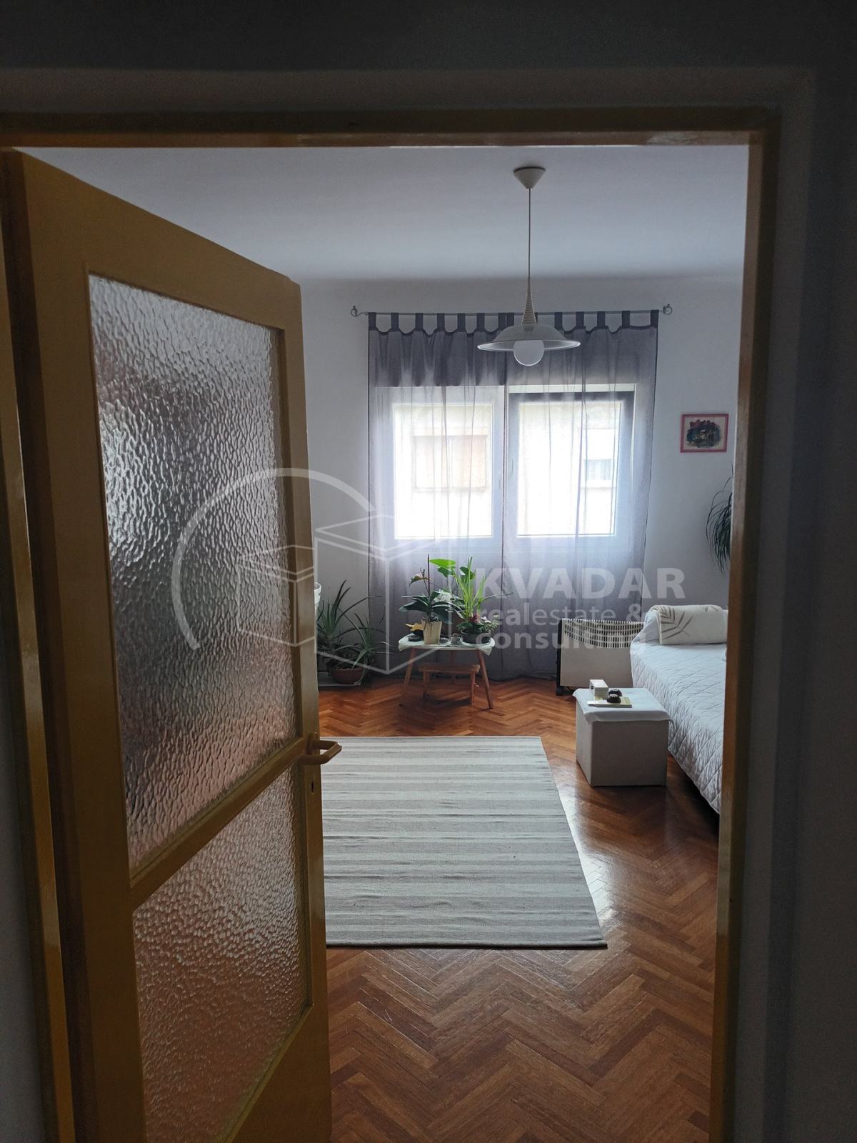 Prodaje se garsonjera 25m2;Folnegovicevo naselje (prodaja)