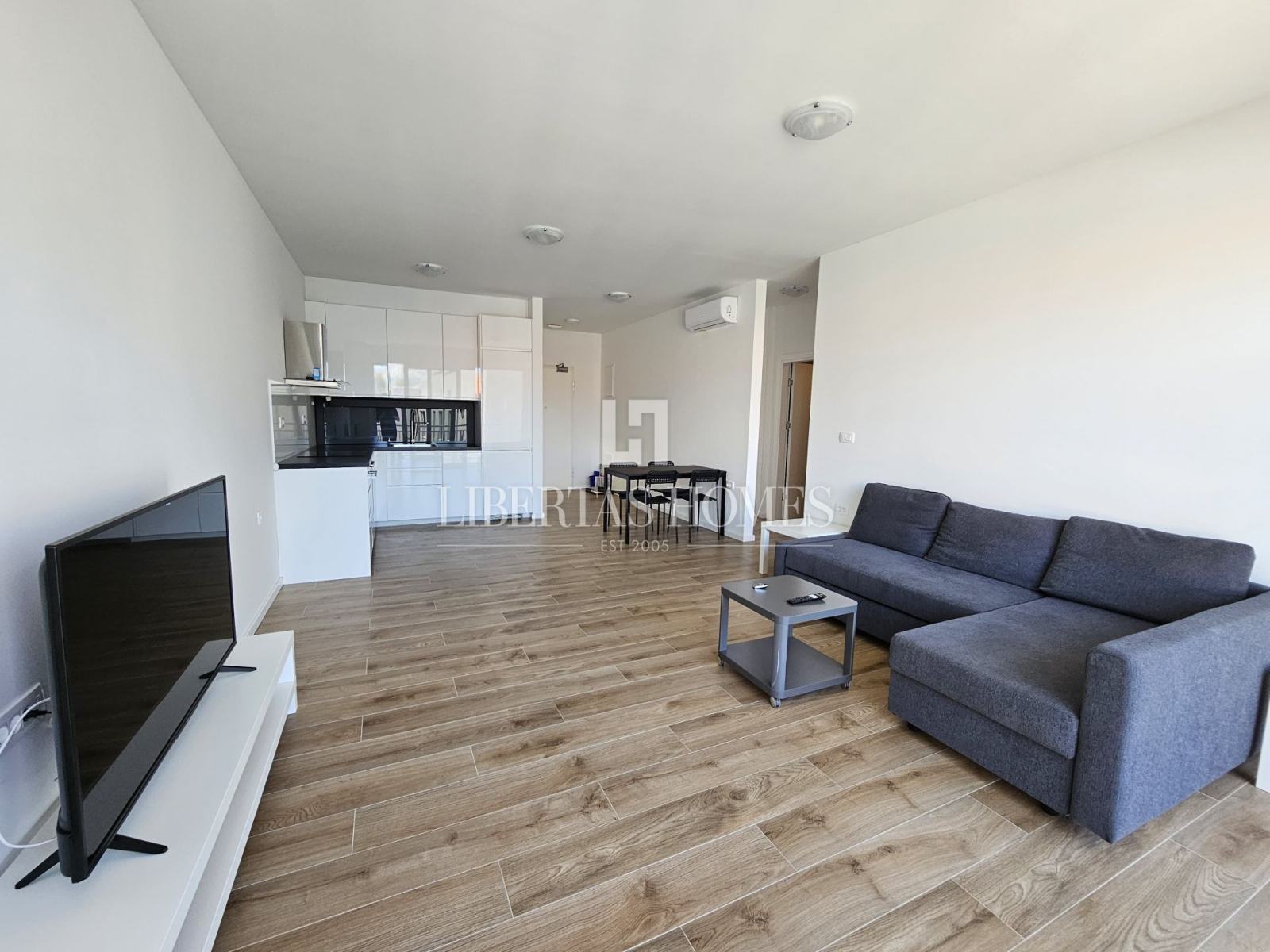 Prodaje se stan u novogradnji u gradu Korčuli (prodaja)