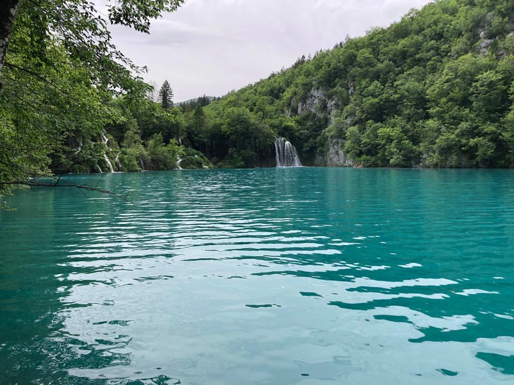 Prodajemo hostel u čarobnom srcu Like!