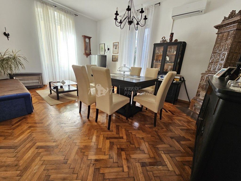 Prostrani stan Pile (prodaja)