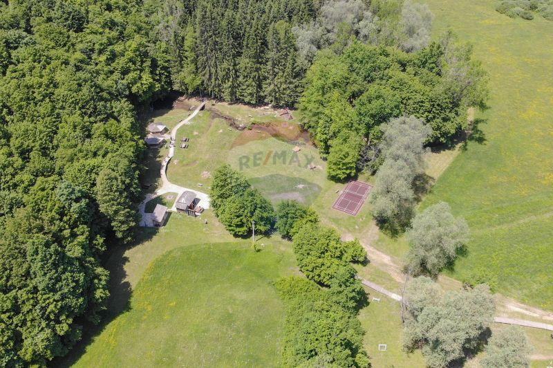 Rakovica, građevno poljoprivredni teren 60569 m2