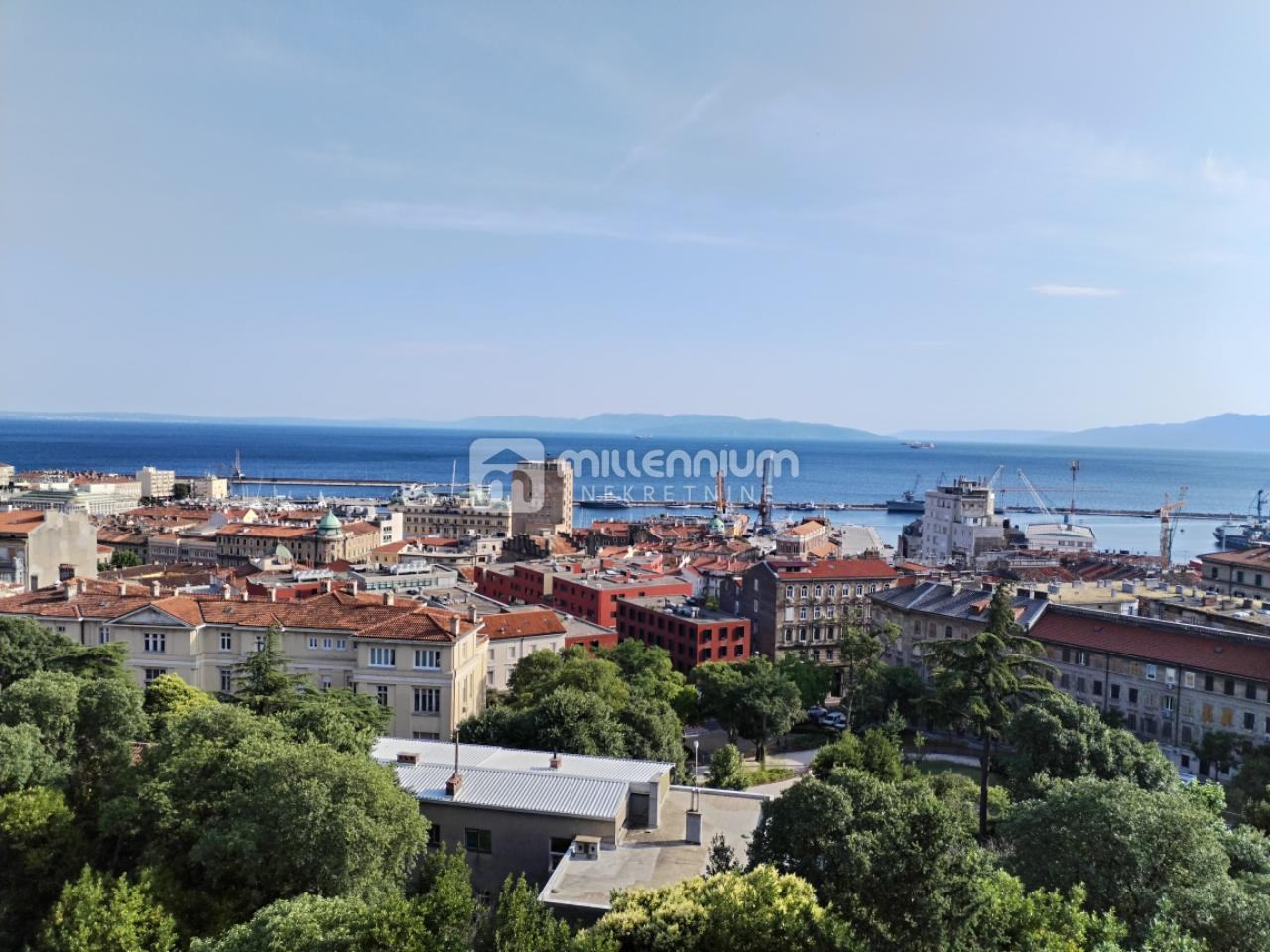 Rijeka, Belveder, 24.50m2, adaptirana i namještena garsonijera (prodaja)