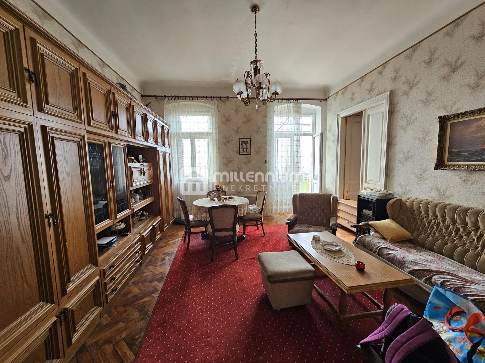 Rijeka, Belveder, 89m2, 3-sobni stan s balkonom i pogledom na more ...