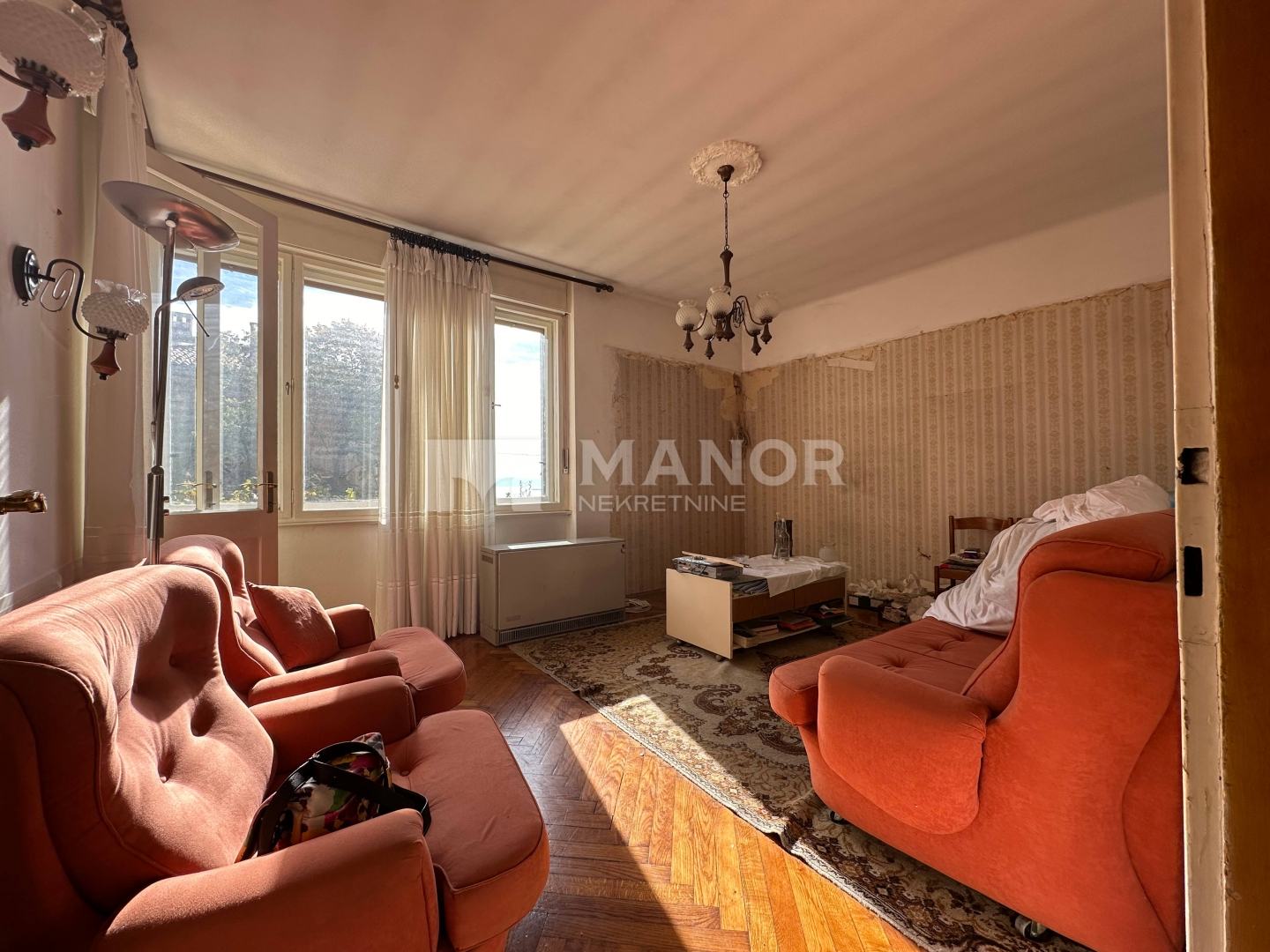 RIJEKA, BELVEDER - Dvojna kuća s okućnicom i garažom, mogućnost nadogr ...