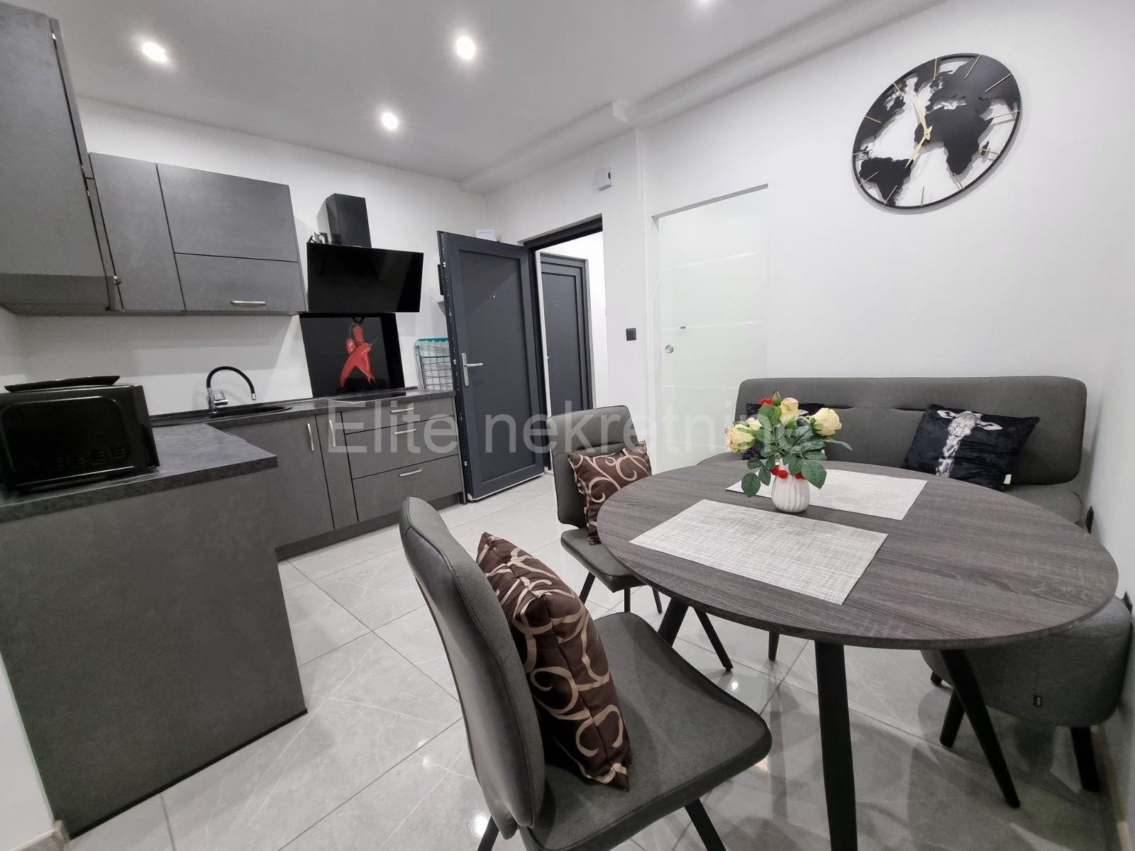 Rijeka, Centar grada - prodaja stana u centru grada na šetnici Korza ...