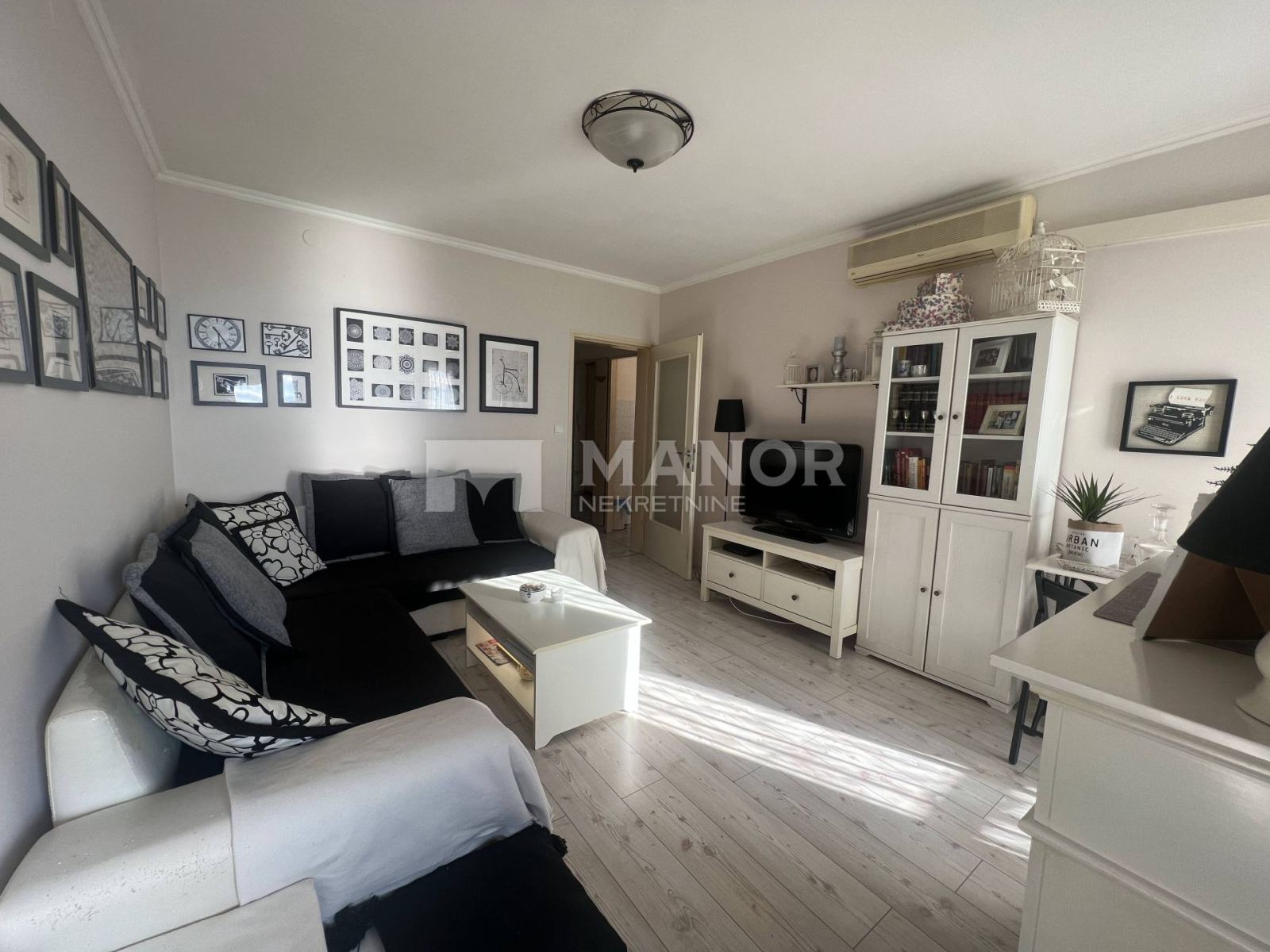 RIJEKA, DONJI ZAMET - Samo kod nas! 3S KL stan, jug, lift, pogled na m ...