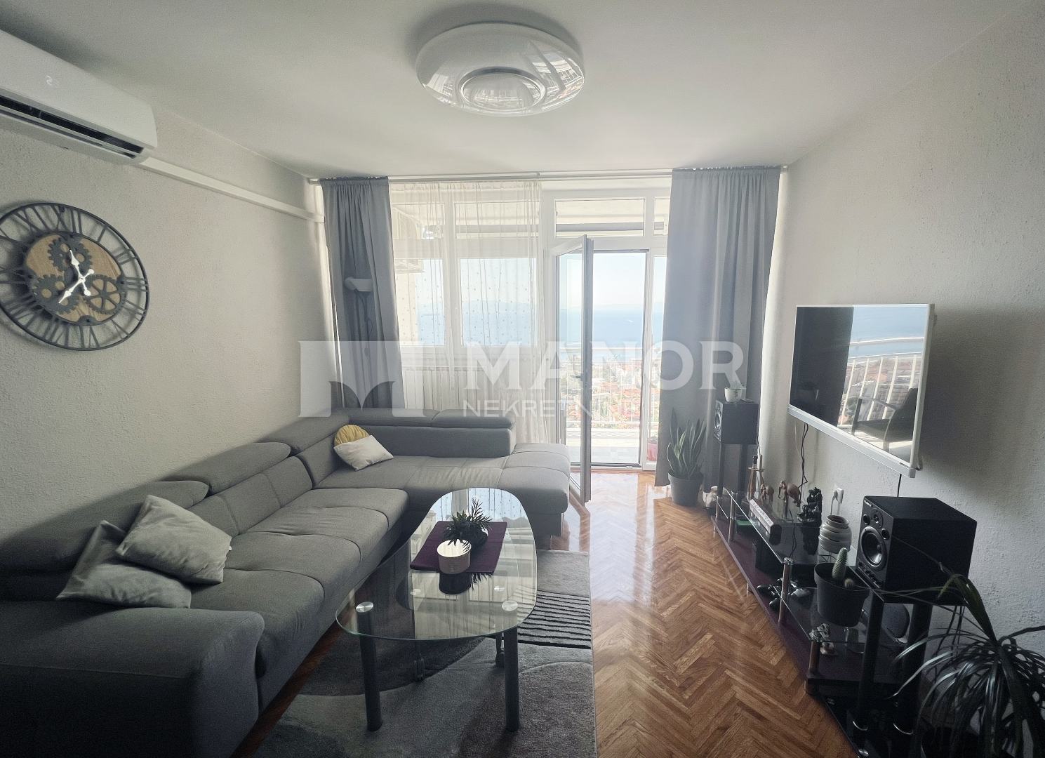 RIJEKA, RASTOČINE - 2S+DB stan s panoramskim pogledom na more (prodaja)