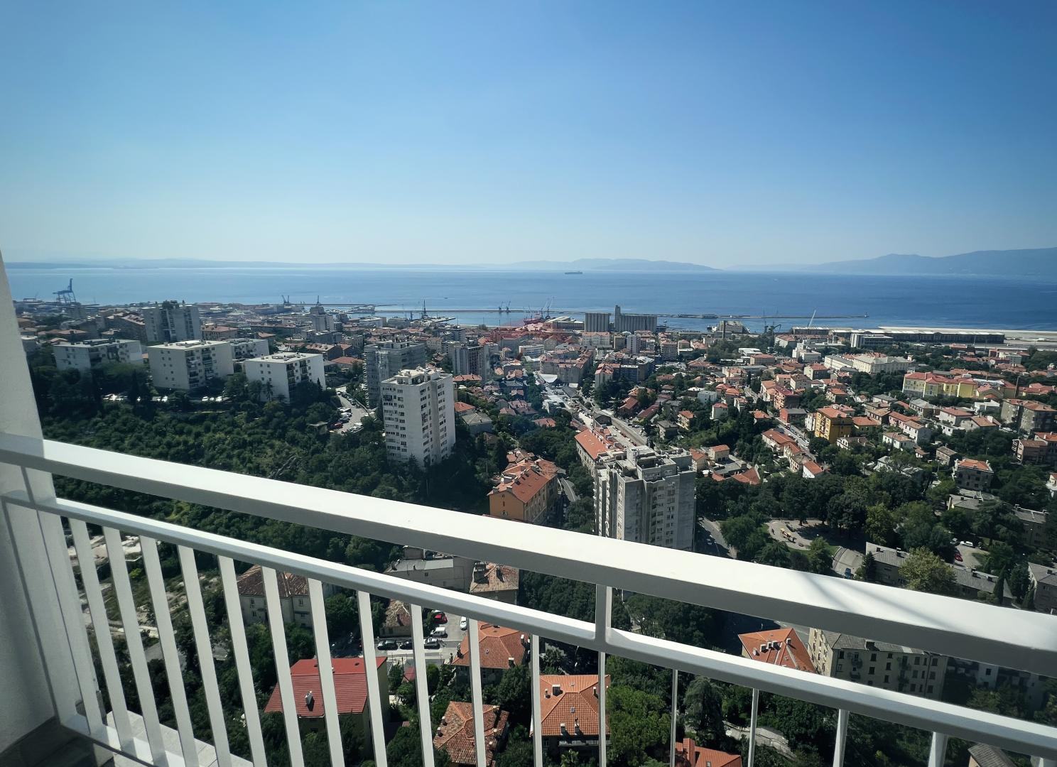 Rijeka, Rastočine, 73,92m2 s prekrasnim pogledom (prodaja)