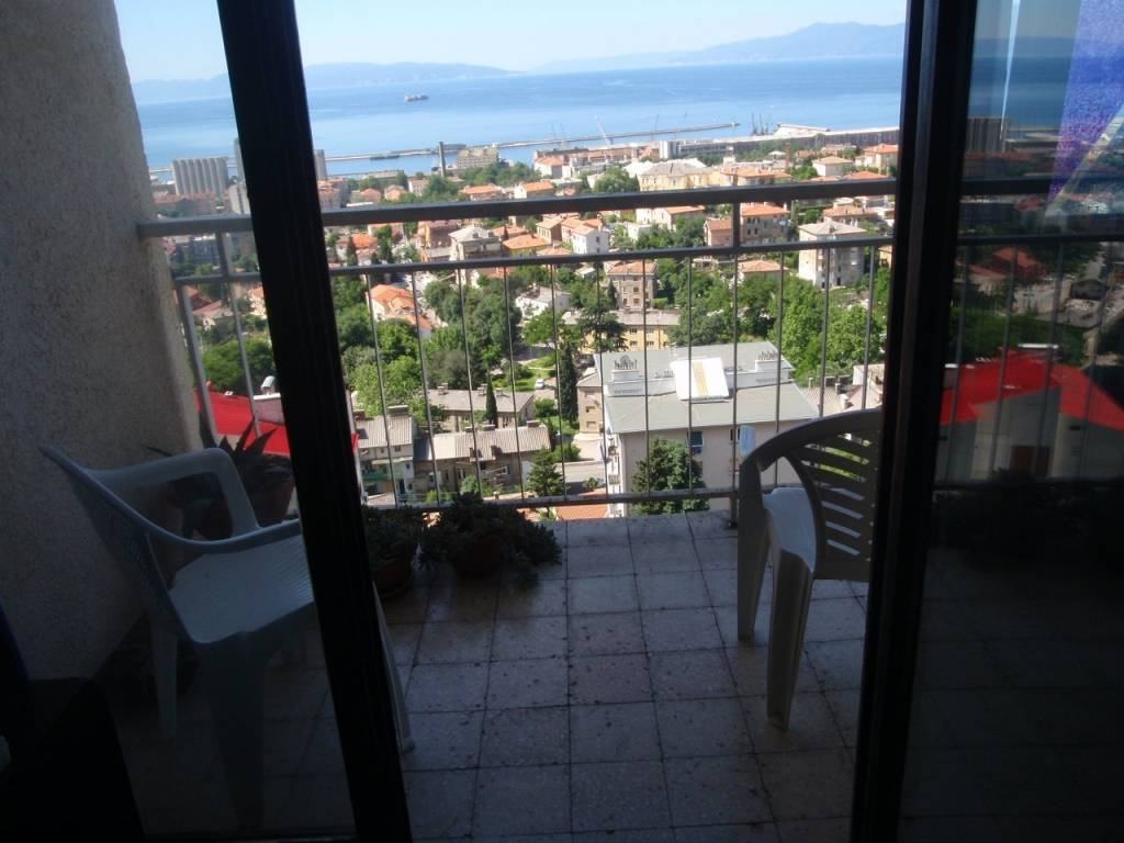 Rijeka,Rastočine,74 m2, 2S+DB,ugodan stan s pogledom (prodaja)