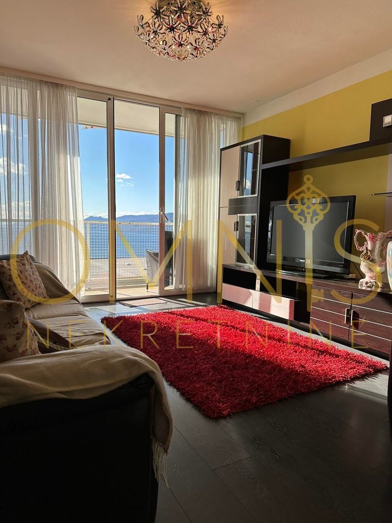 Rijeka,Srdoči - 75 m2,balkon, pogled na more! (prodaja)