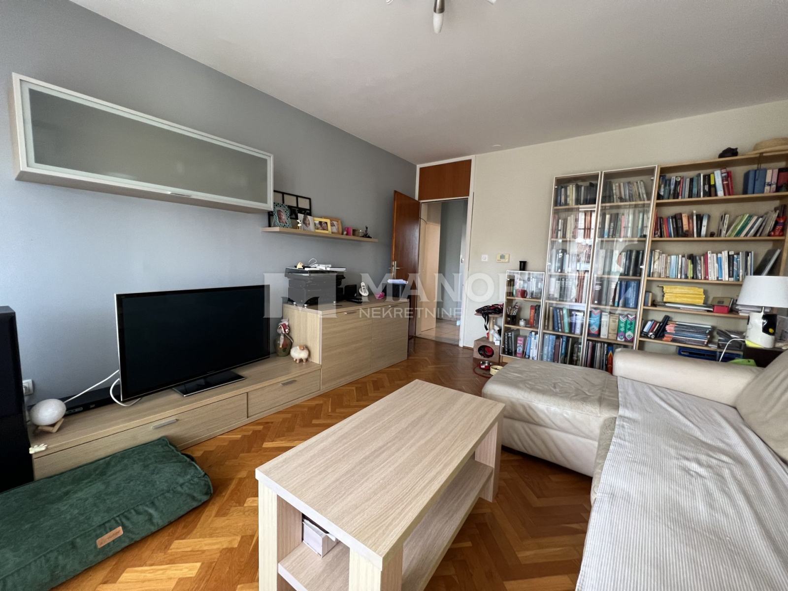 RIJEKA, SRDOČI - Namješten 3S KL stan s lođom, jug (prodaja)