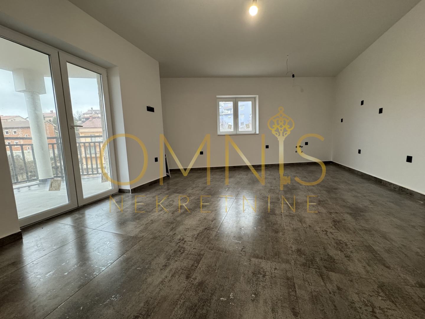 RIJEKA, SRDOČI- odličan stan u novogradnji!! (prodaja)