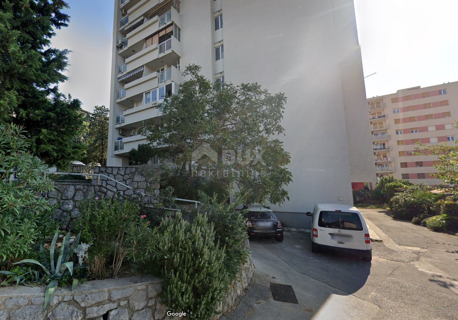 RIJEKA, SUŠAK - Poslovni prostor, moguća preinaka u stambeni (prodaja)