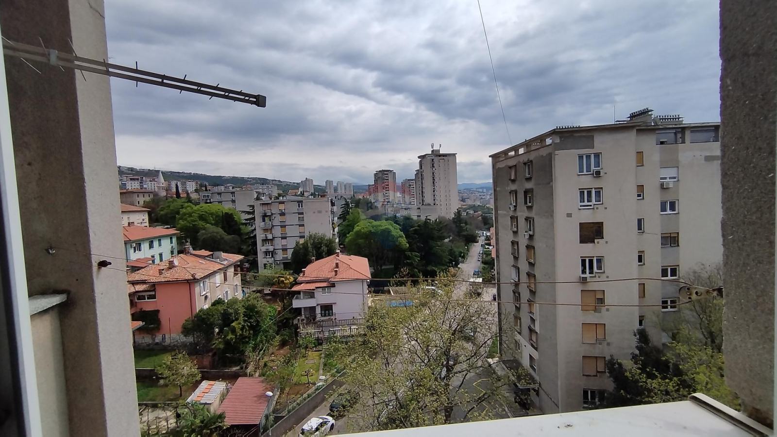 Rijeka, Turnić, 1 SKL sa pogledom na more (prodaja)