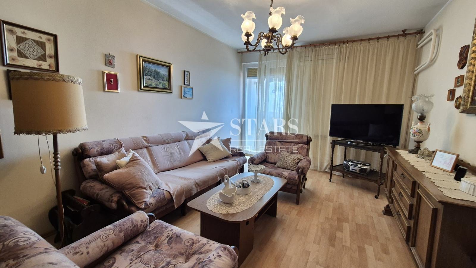 RIJEKA, TURNIĆ – 3SKL STAN S BALKONOM I POGLEDOM NA MORE (prodaja)