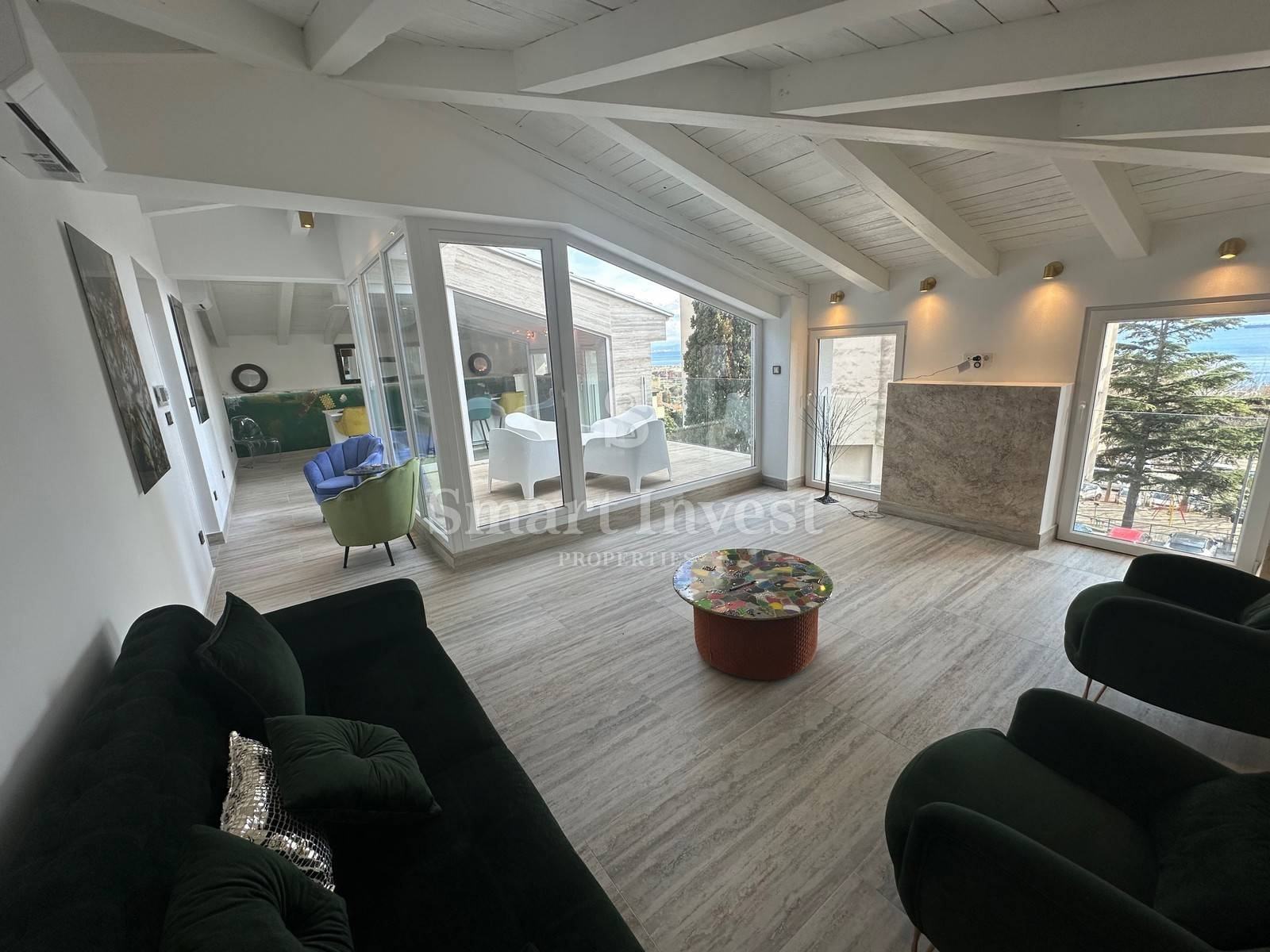 RIJEKA, TURNIĆ - zgrada sa 6 stambenih jedinica! (prodaja)