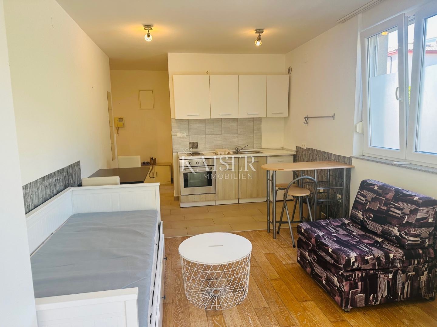 Rijeka, Zamet - garsonijera na odličnoj lokaciji (prodaja)