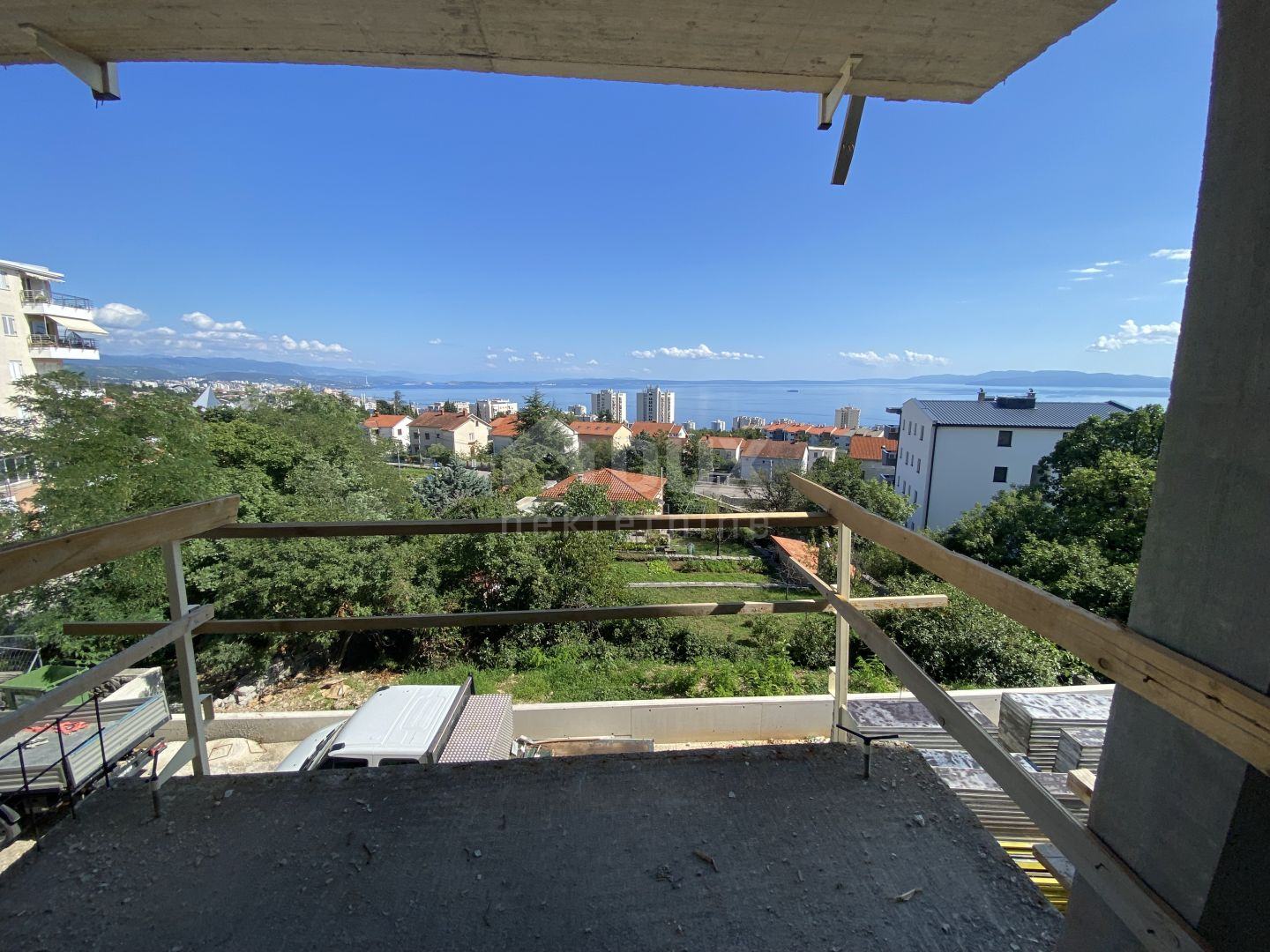 RIJEKA, ZAMET- novogradnja sa pogledom na more (prodaja)