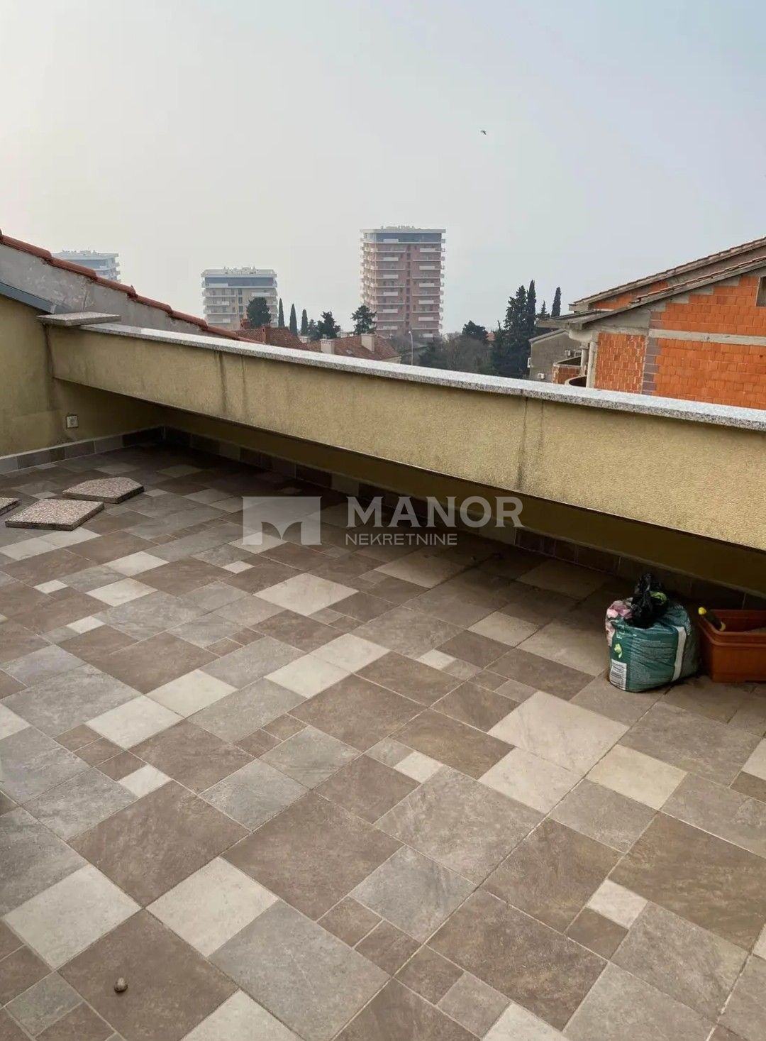 Rijeka, Zamet (prodaja)