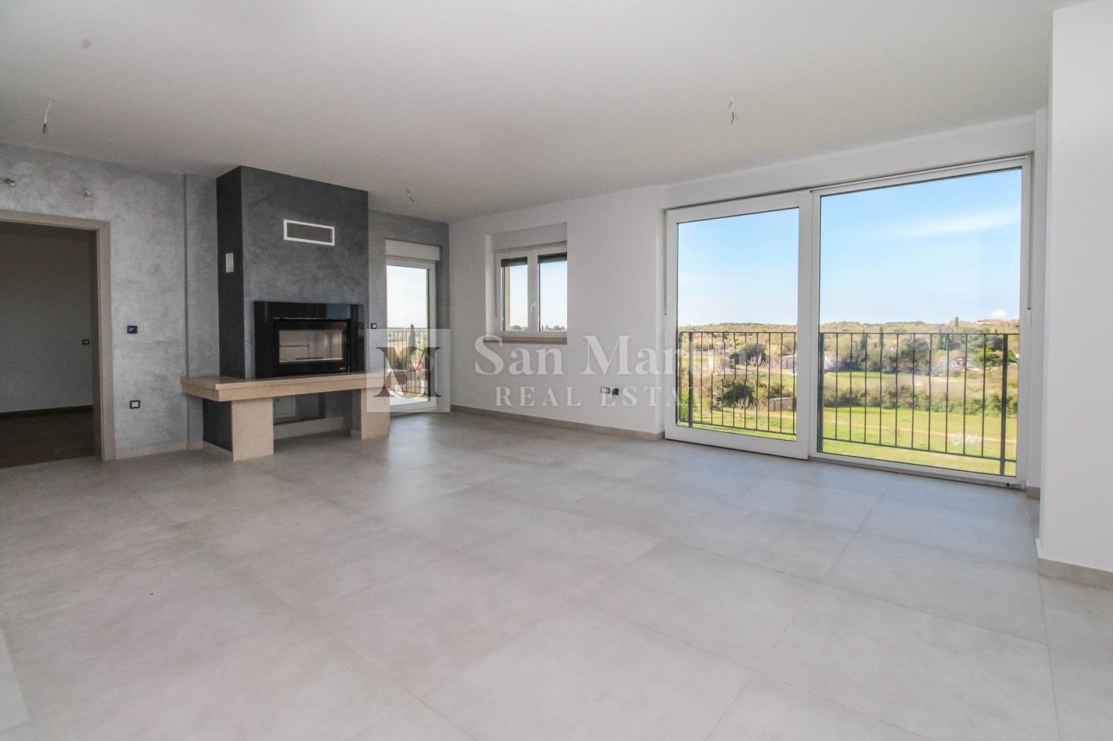 Rovinj - lijepi i osvijetljeni stan s otvorenim pogledom (prodaja)