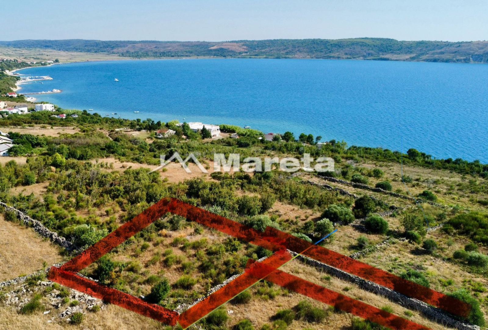 RTINA - 625m2 POGLED NA MORE