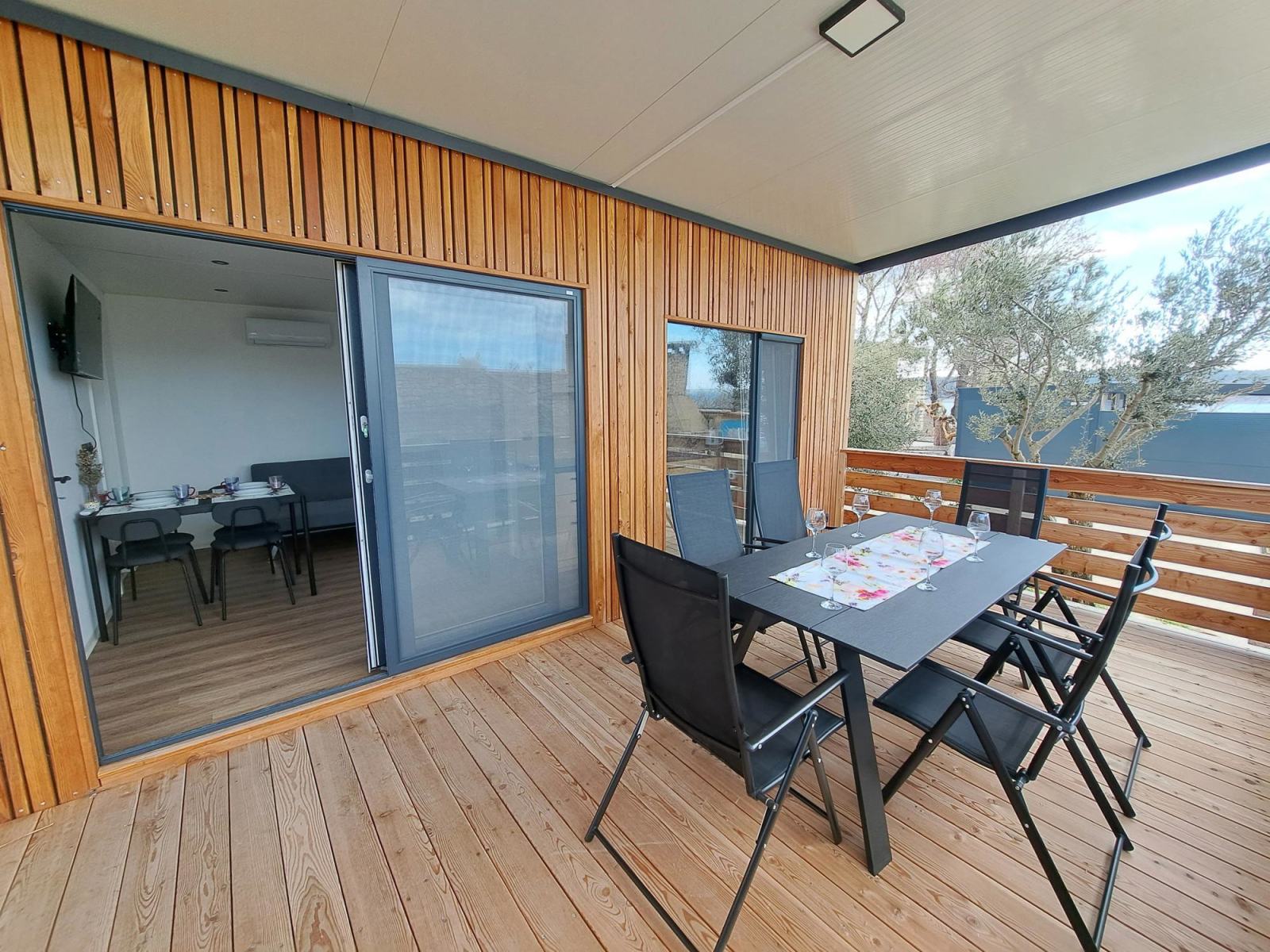 Rtina, Nova mobilna kućica u kampu Miočić