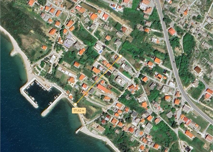 PRILIKA – Rtina – Ražanac – Građ. Zemljište 900 m2 – Otvoreni Pogled P