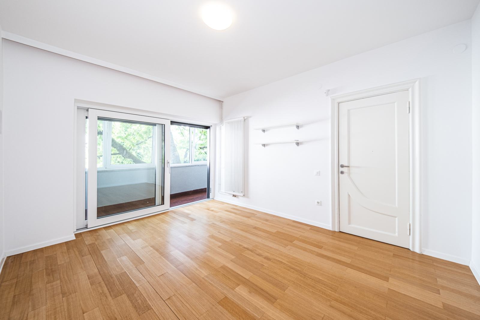 Šalata, četverosobni stan, 150 m2 (iznajmljivanje)