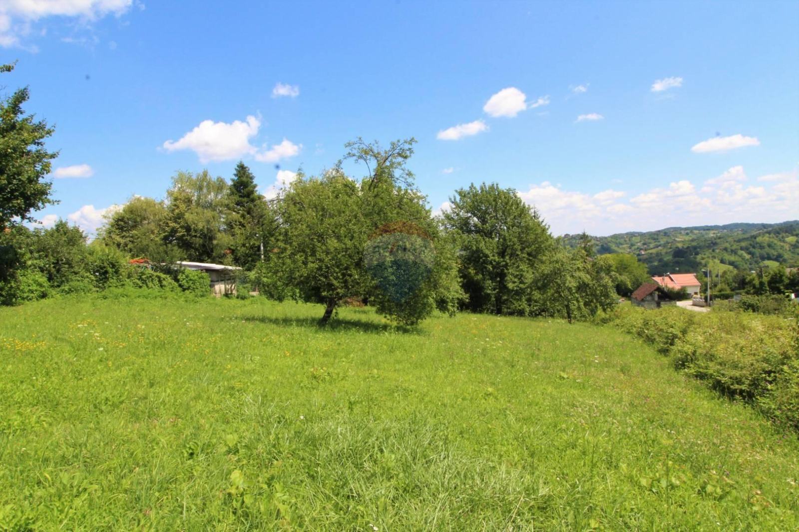 Samobor, Mala Rakovica, građevinsko zemljište 981 m2