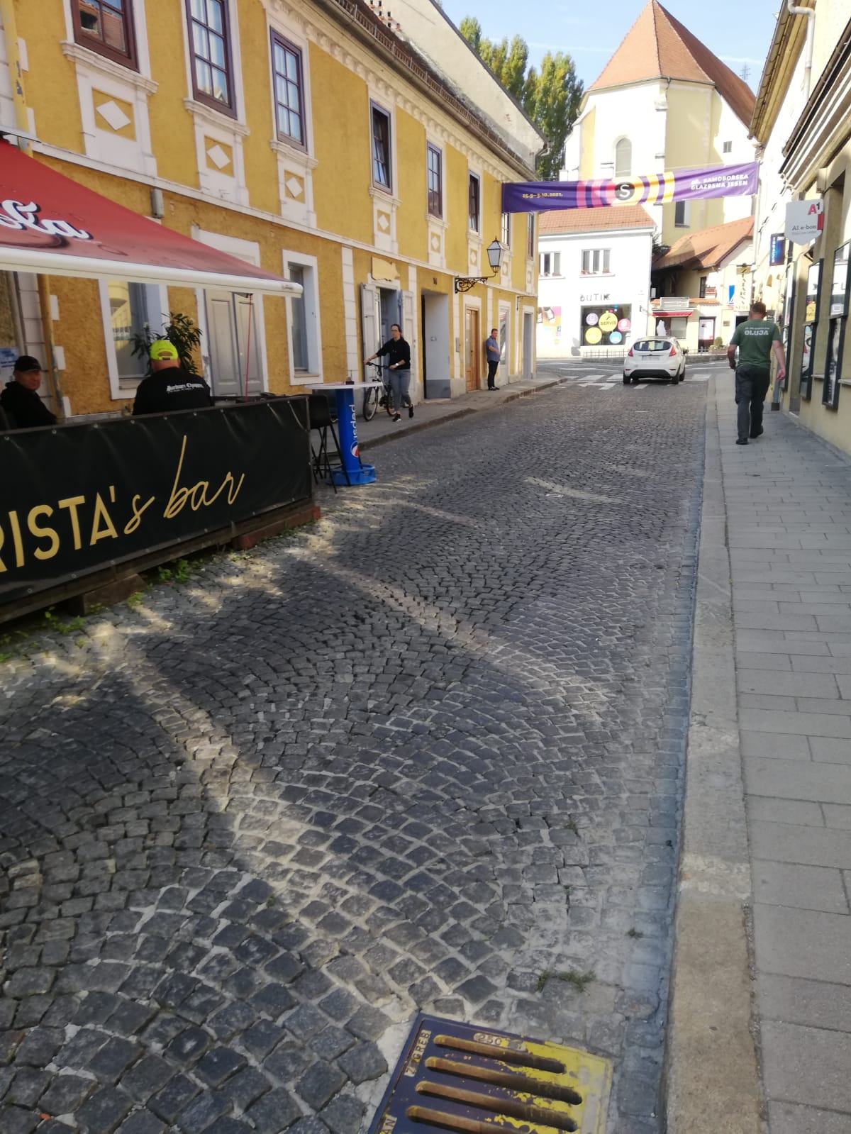 Samobor /Perkovčeva ulica ulični lokal - Trgovina 110 m2!! Lokacija ...