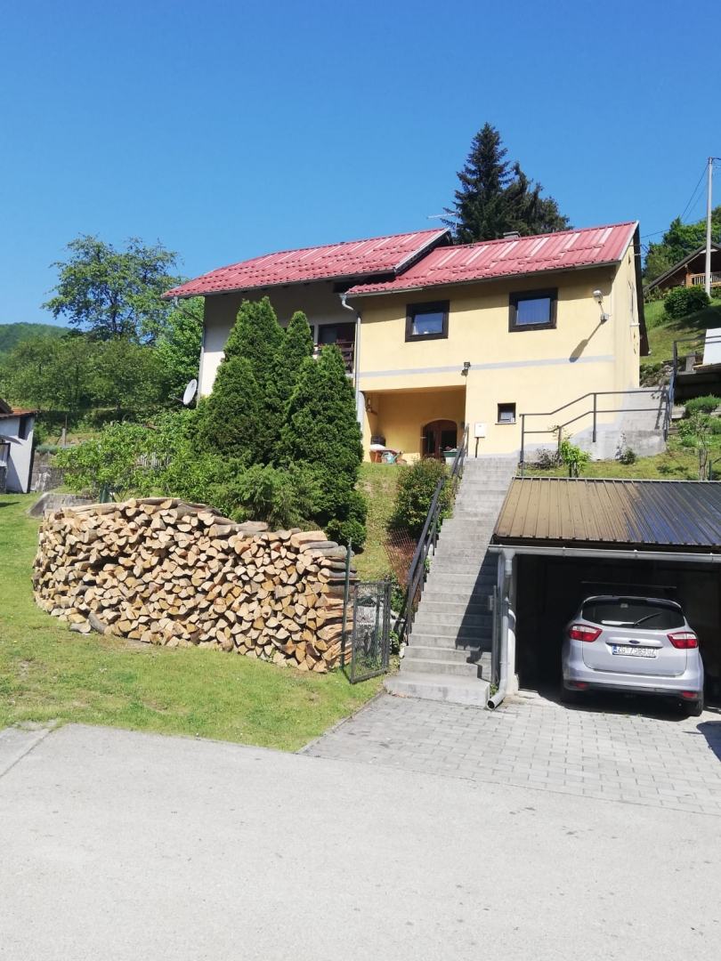 Samobor/Rude/peterosobna kuća u prirodi + poslovni prostor+plantaža lj ...