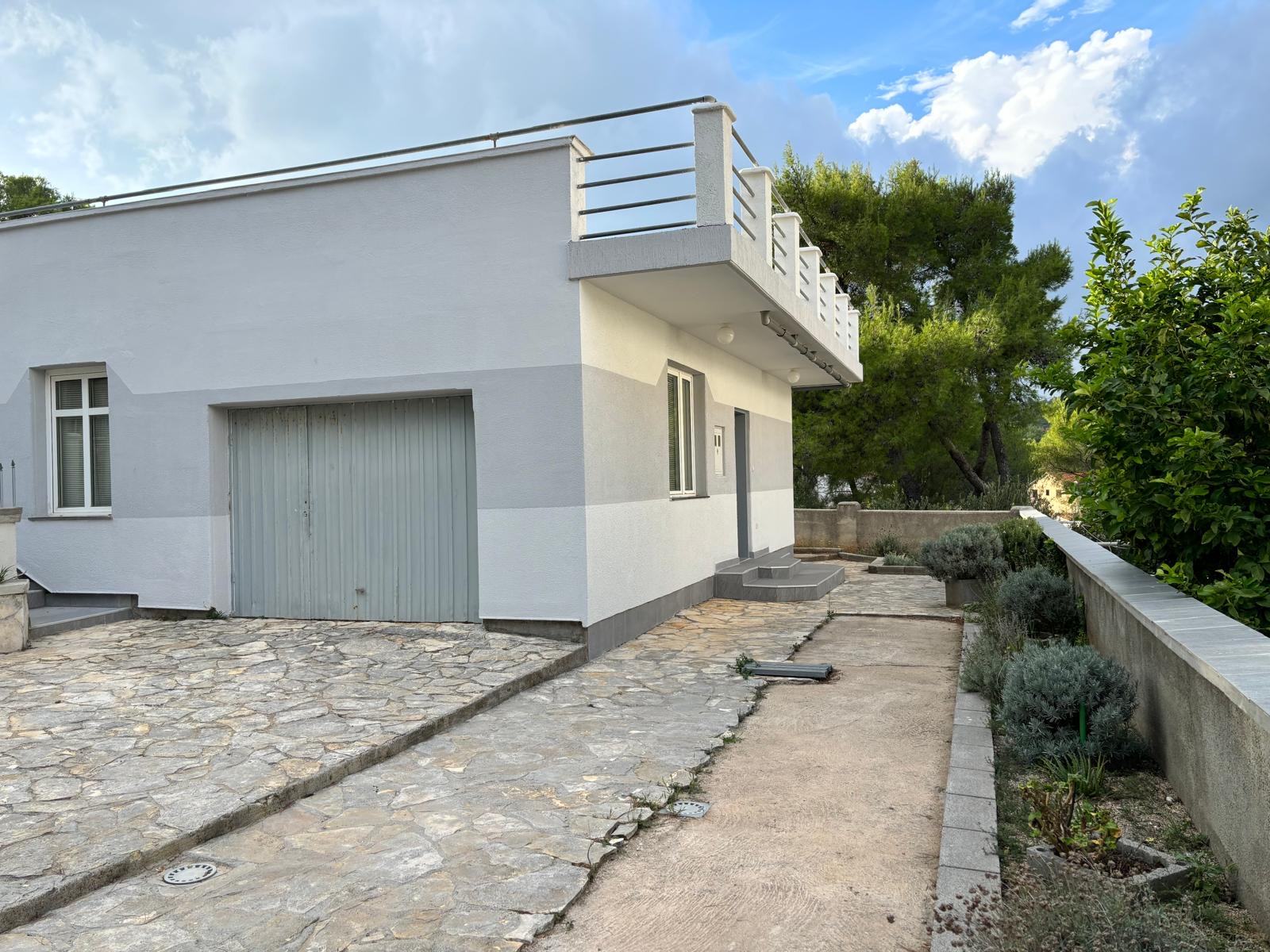 Samostojeća kuća Basina - otok Hvar, 70 m od mora, 86.00 m2 (prodaja)
